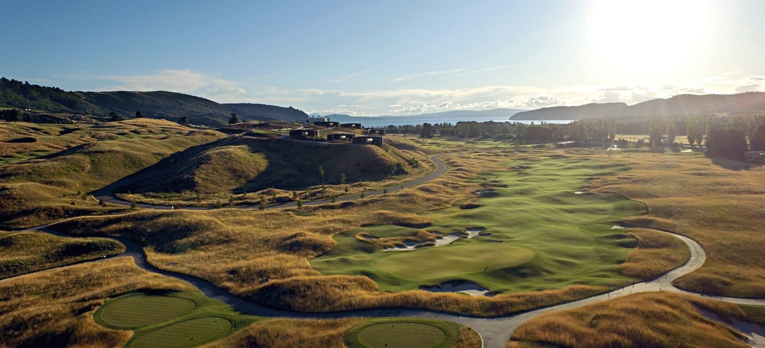 The Best Times of Year to Play Golf in New Zealand | New Zealand Golf Tours